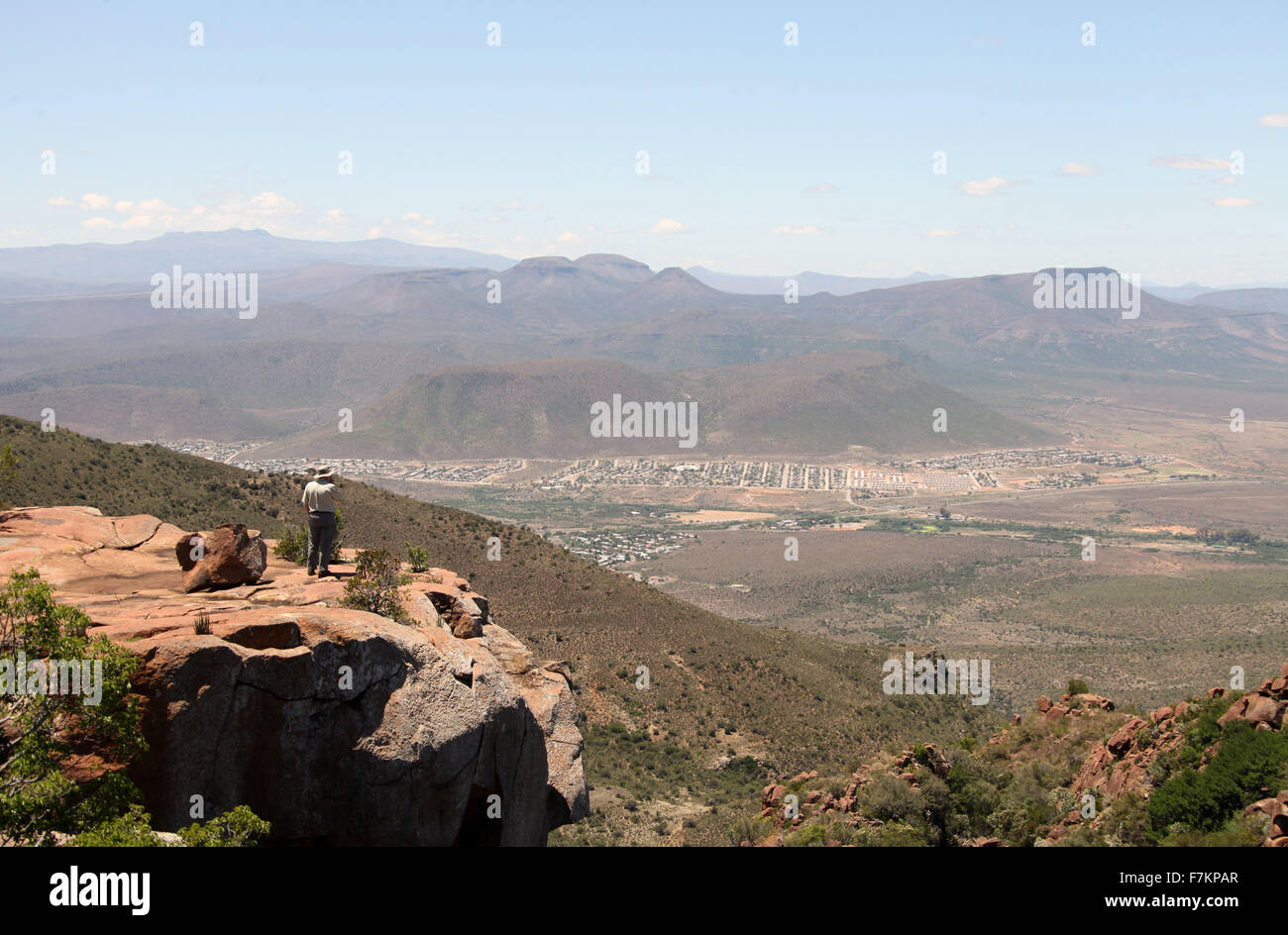 South africa great karoo mountains hi-res stock photography and images ...