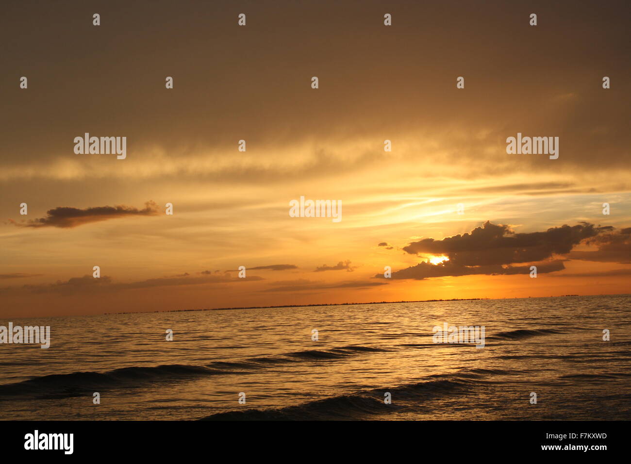 Red sky sunset Stock Photo - Alamy