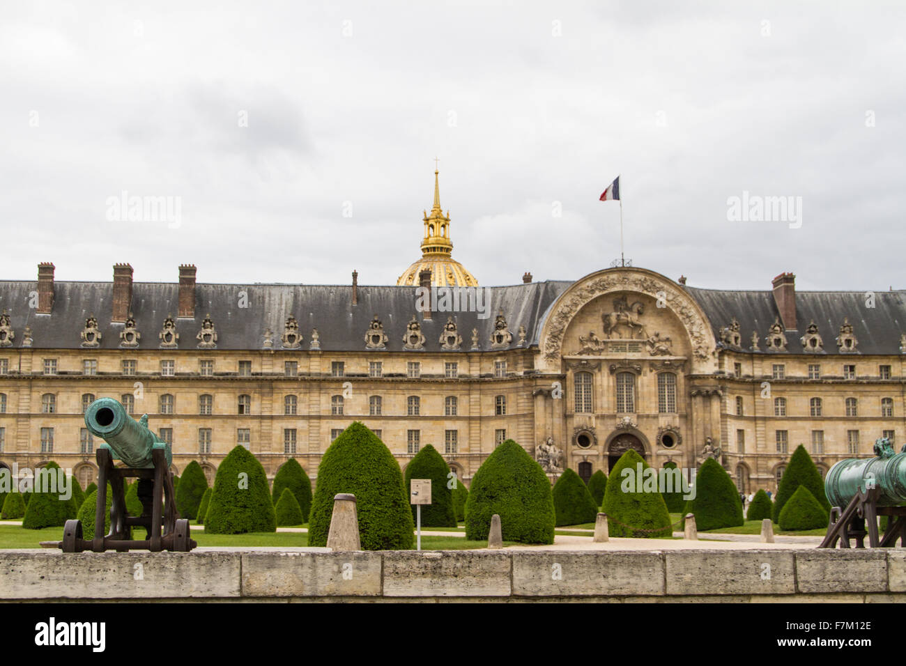 Les Invalides complex, Paris Stock Photo - Alamy