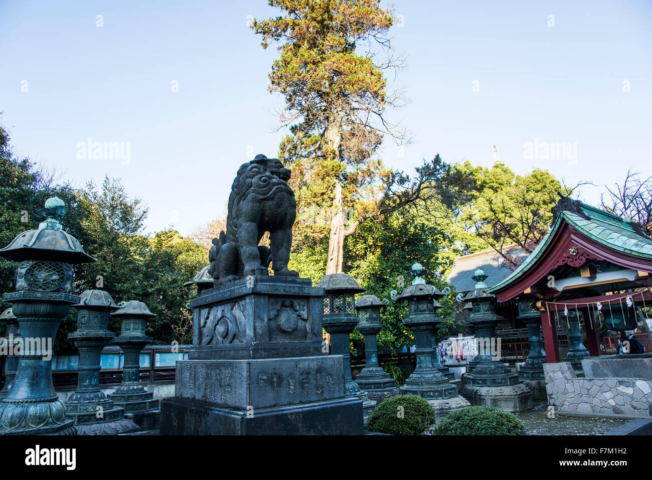 Ueno Toshogu Shrine,Ueno Park,Taito-Ku,Tokyo,Japan Stock Photo - Alamy