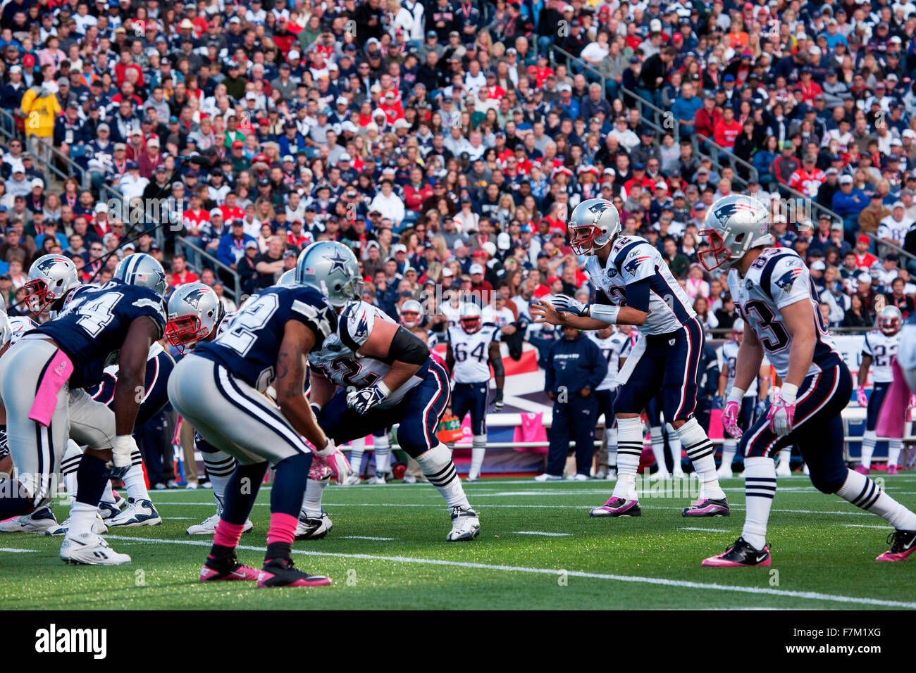 Quarterback Tony Romo, #9 of Dallas Cowboys,takes hike at Gillette ...