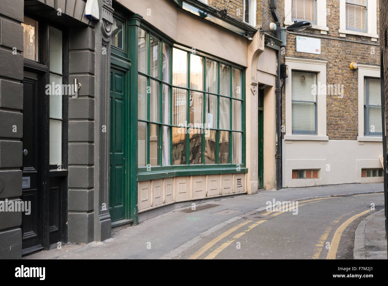 Traditional London Back street with Double Yellow Lines Stock Photo - Alamy