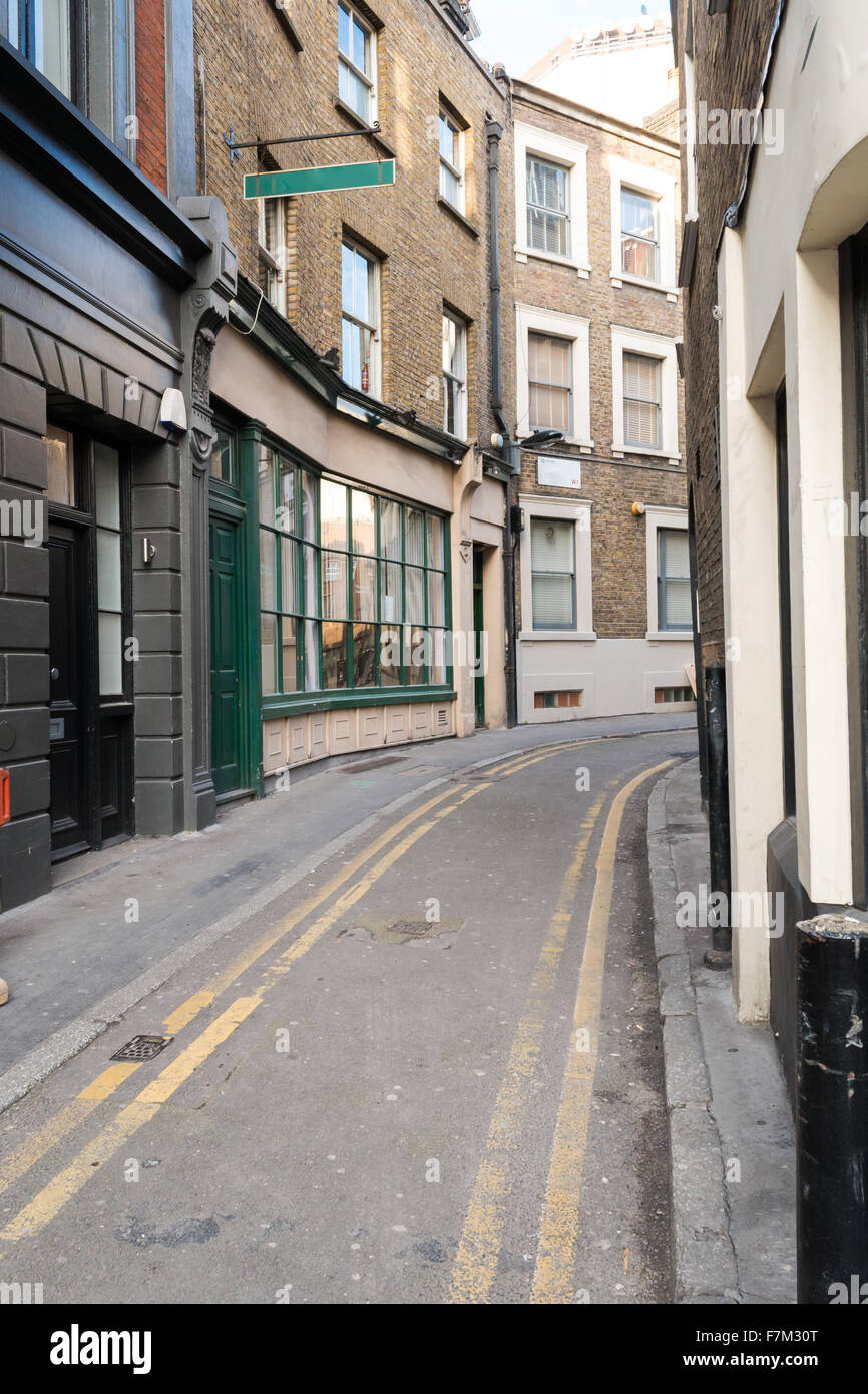 Traditional London Back street with Double Yellow Lines Stock Photo - Alamy