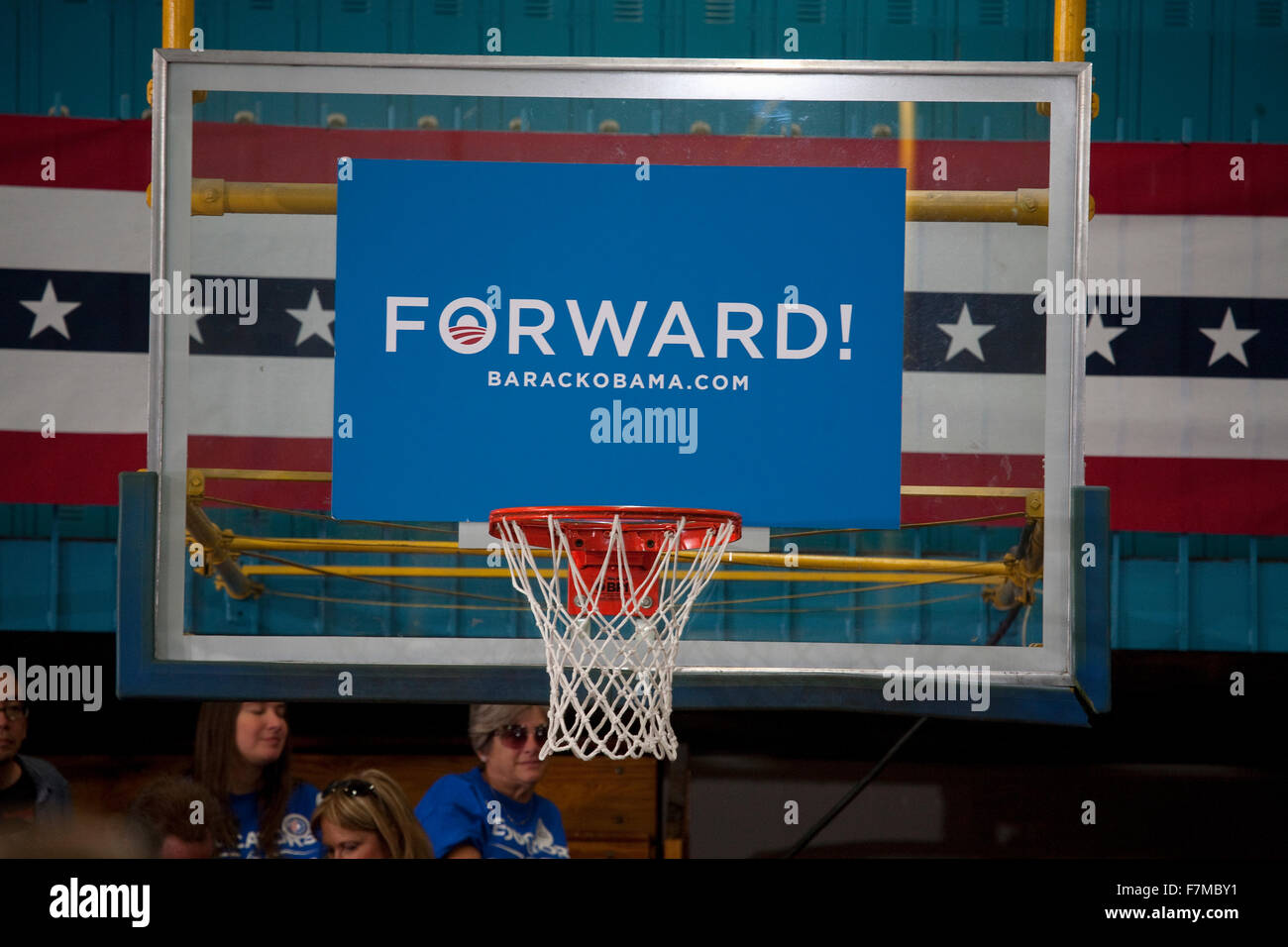 Barack obama for president sign hi-res stock photography and images - Alamy