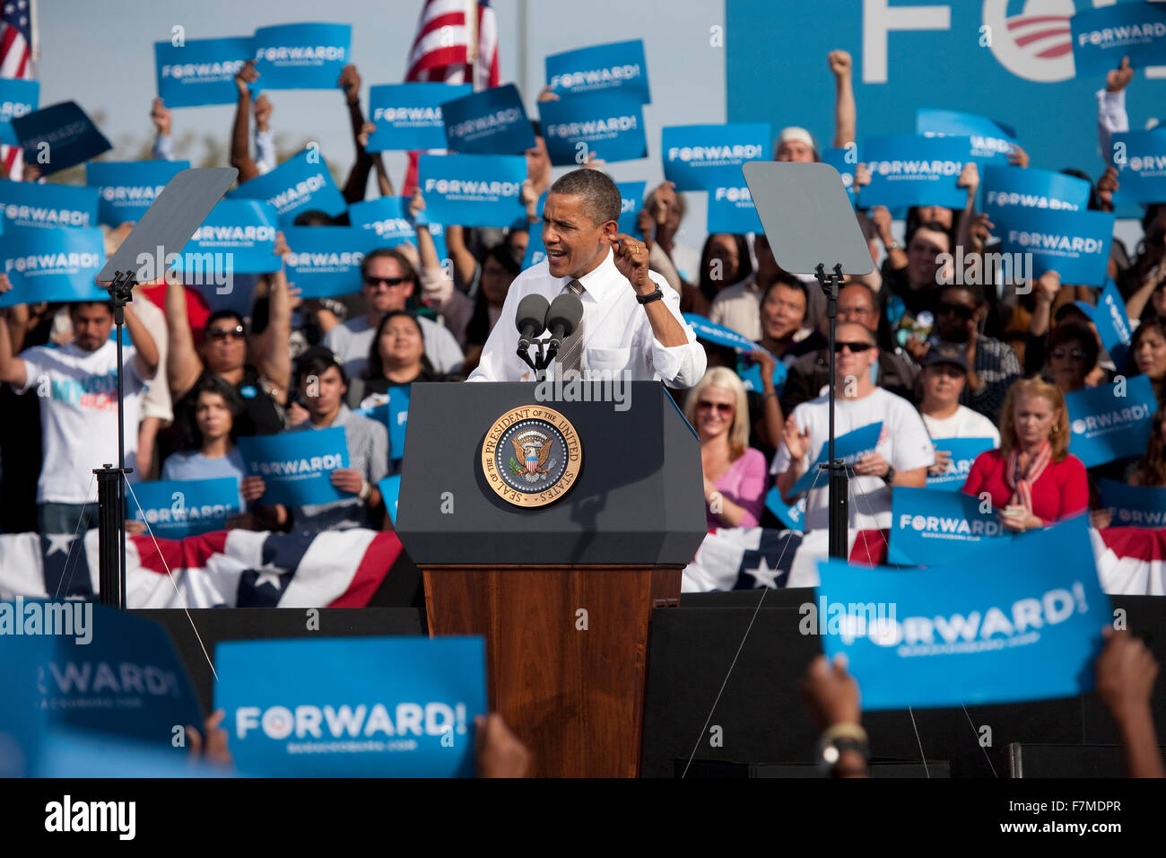 Presidential election campain hi-res stock photography and images - Alamy