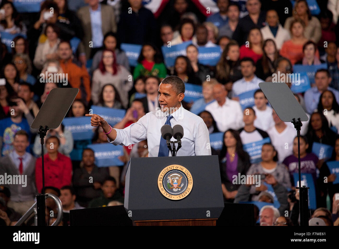 President Barack Obama at Presidential Campaign Rally, October 24, 2012 ...