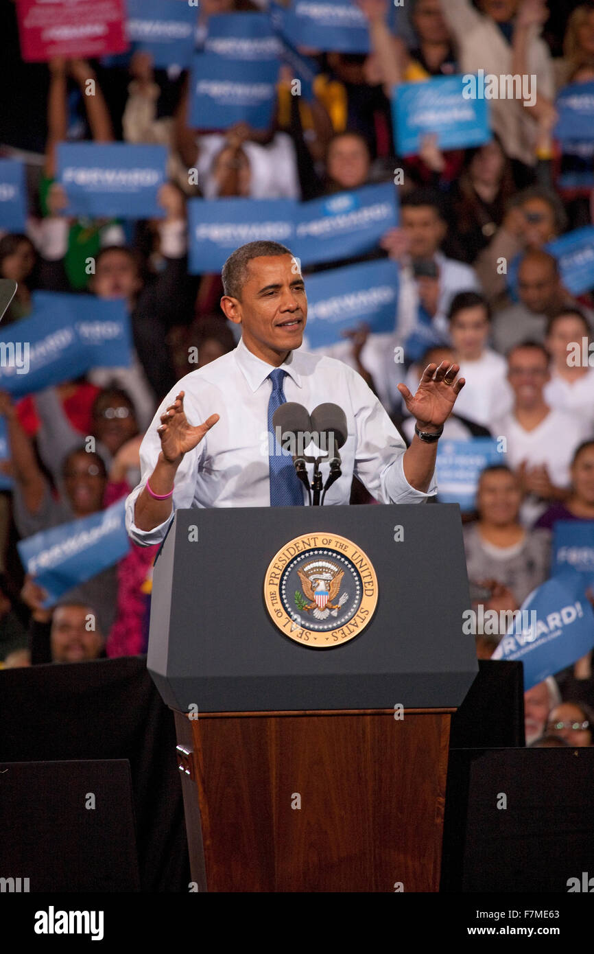 President Barack Obama at Presidential Campaign Rally, October 24, 2012 ...