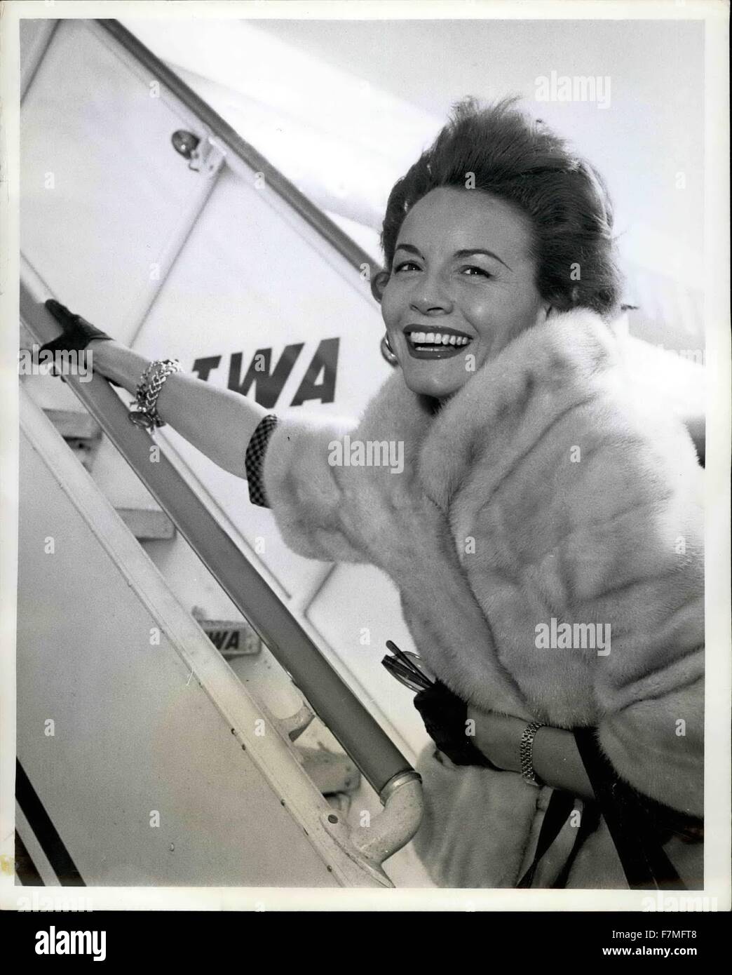 1958 - N.Y. International Airport, Nov. 22 Wind blown TV star Janet ...