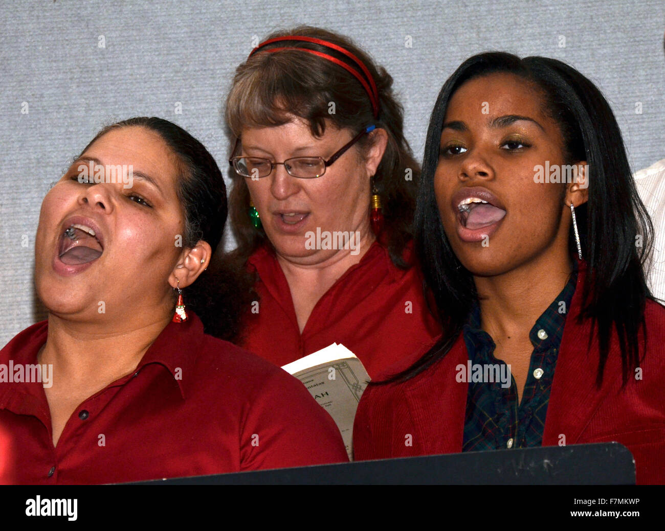 Women singing in a church choir Stock Photo - Alamy