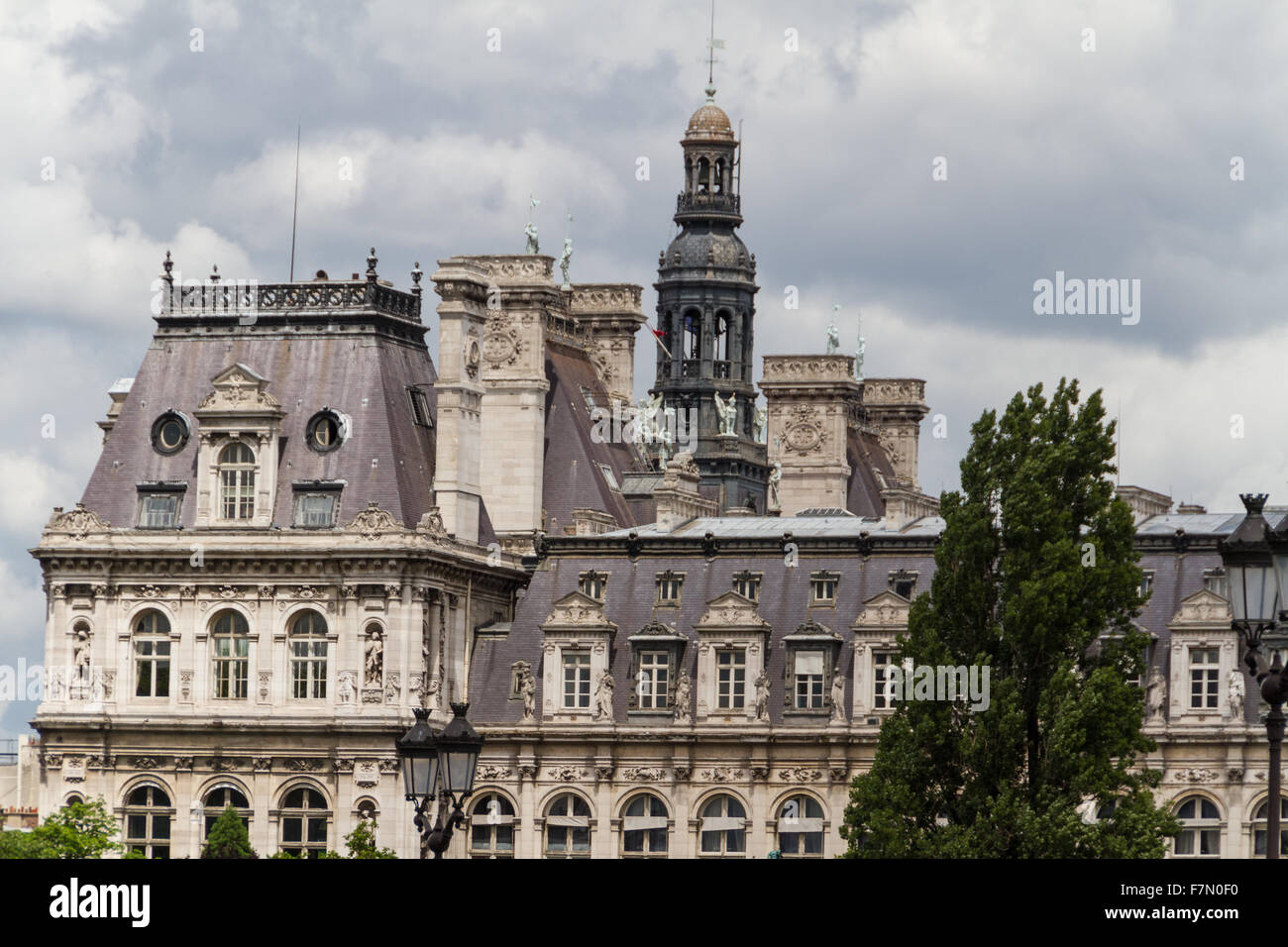 Historic building in Paris France Stock Photo - Alamy