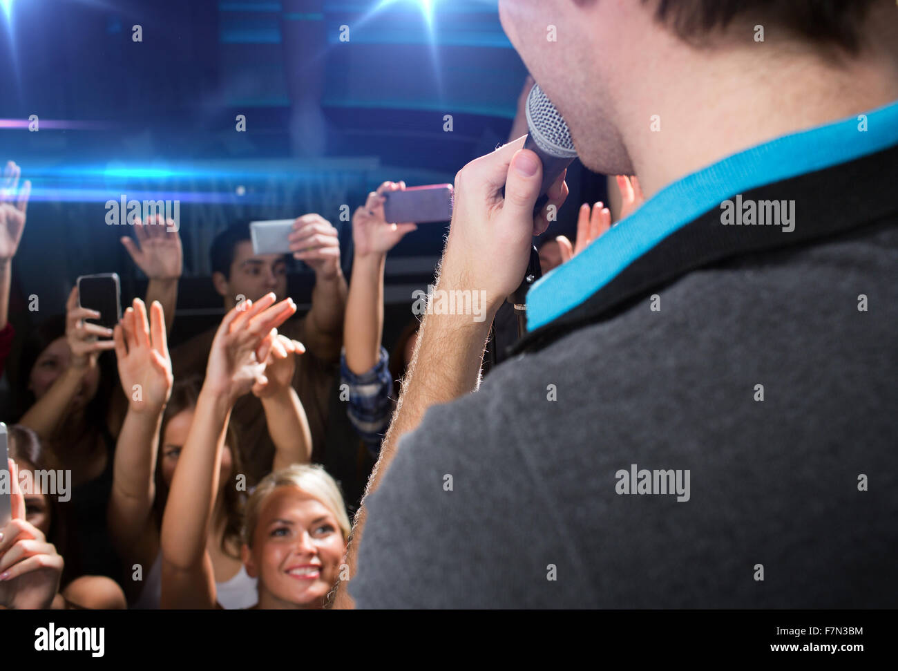 Night club singer hi-res stock photography and images - Alamy