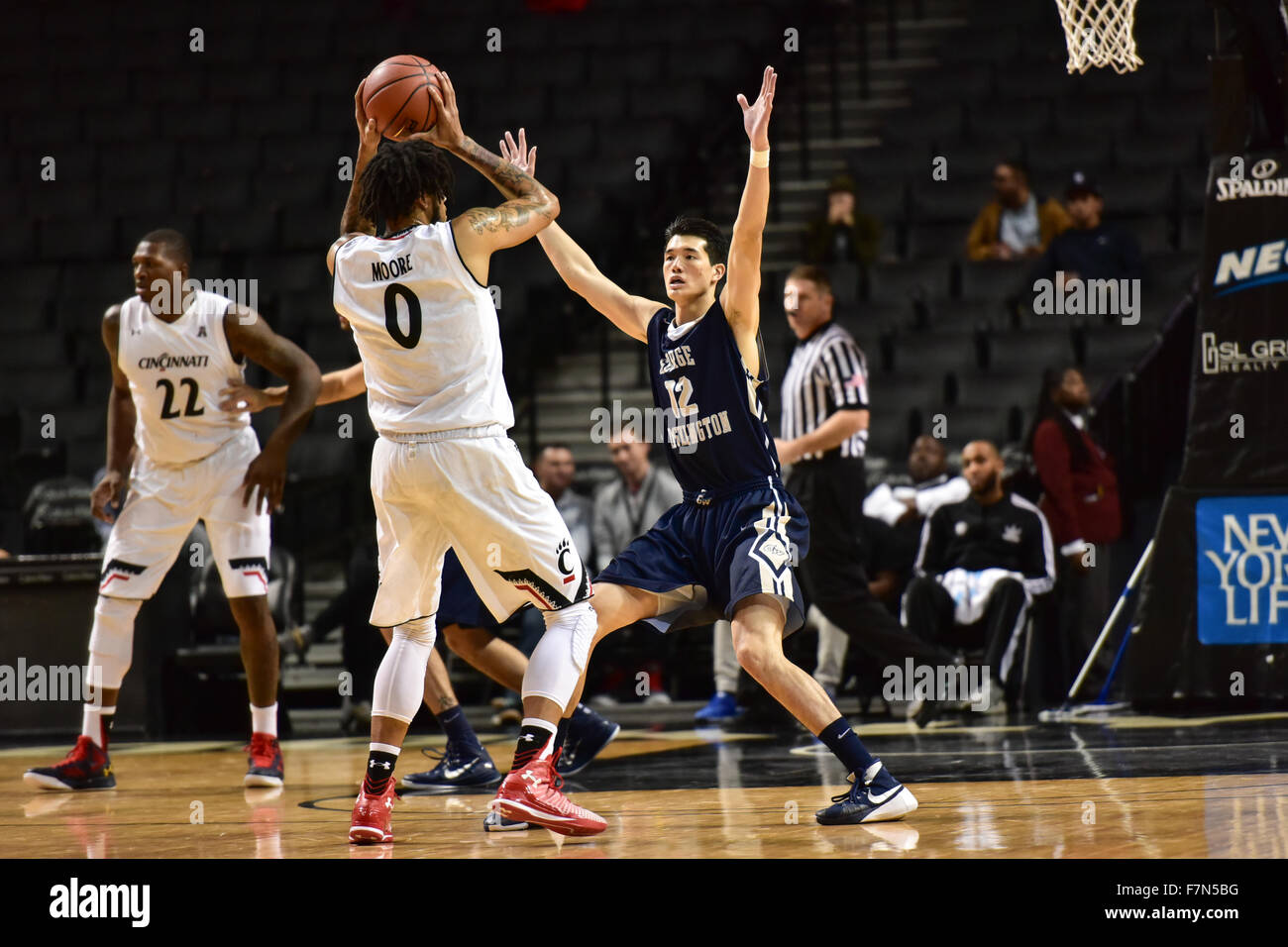 Brooklyn, New York City, USA. 28th Nov, 2015. Yuta Watanabe (George ...