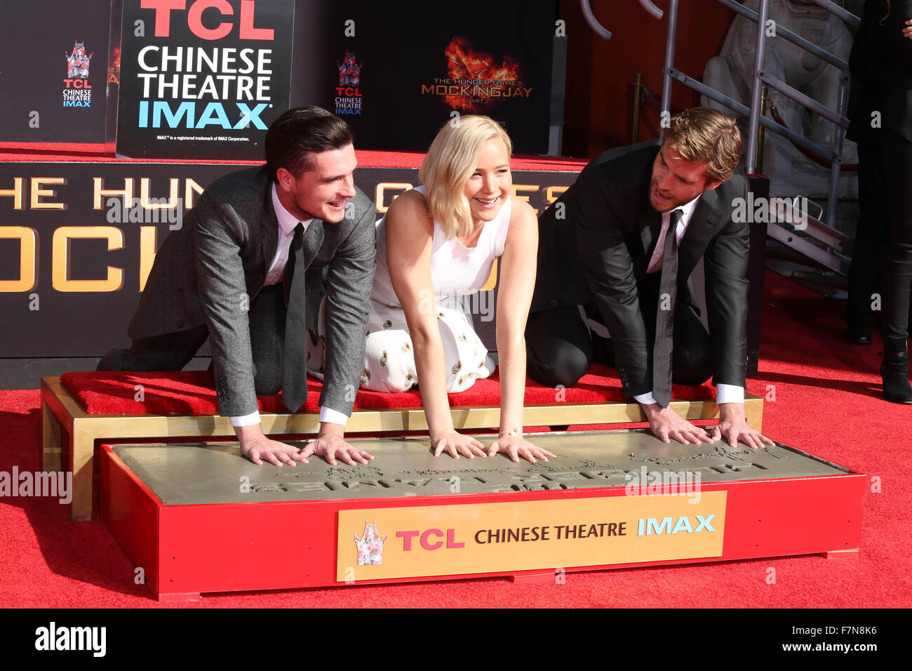 'The Hunger Games: Mockingjay - Part 2' cast hand and footprint ...