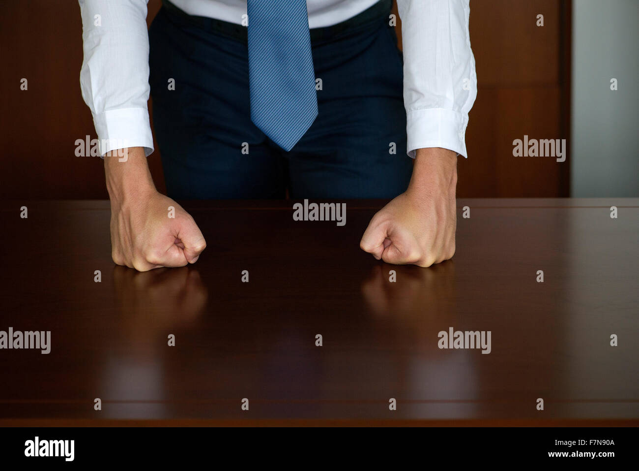 Pounding tables hi-res stock photography and images - Alamy