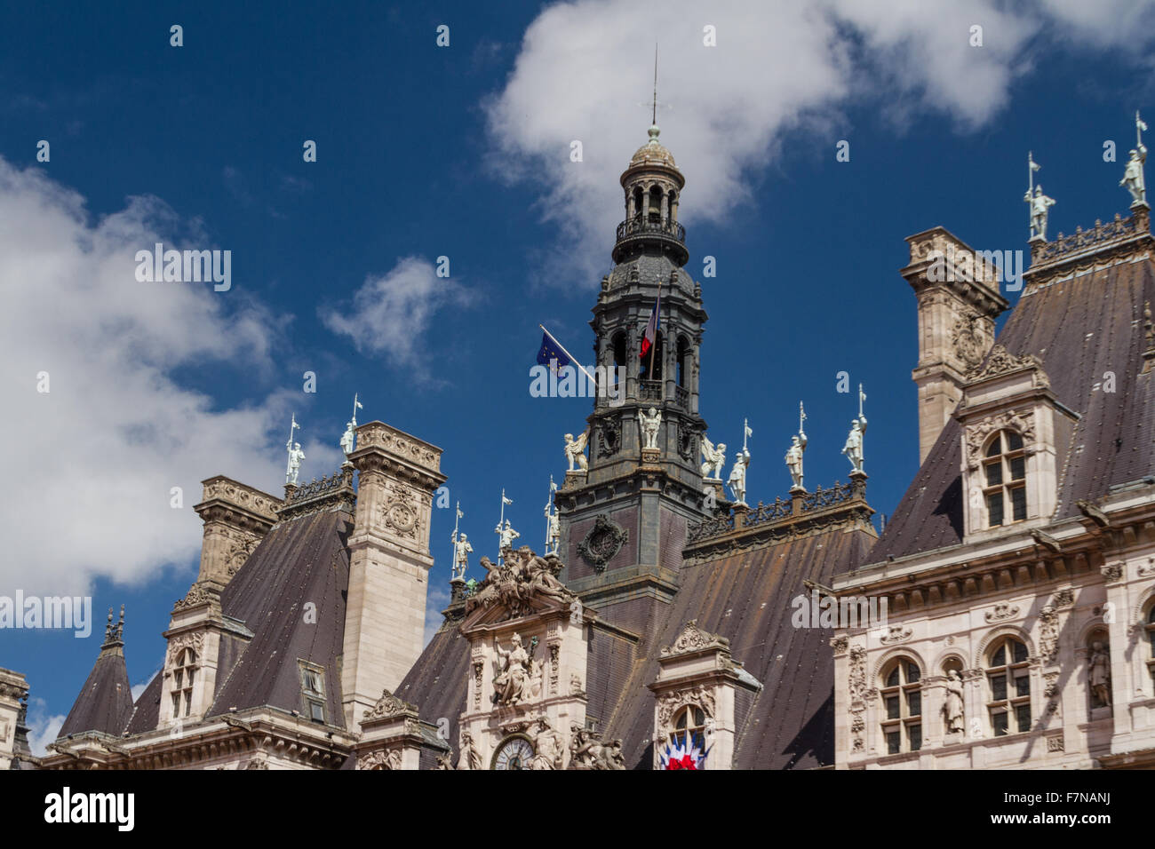 Historic building in Paris France Stock Photo - Alamy