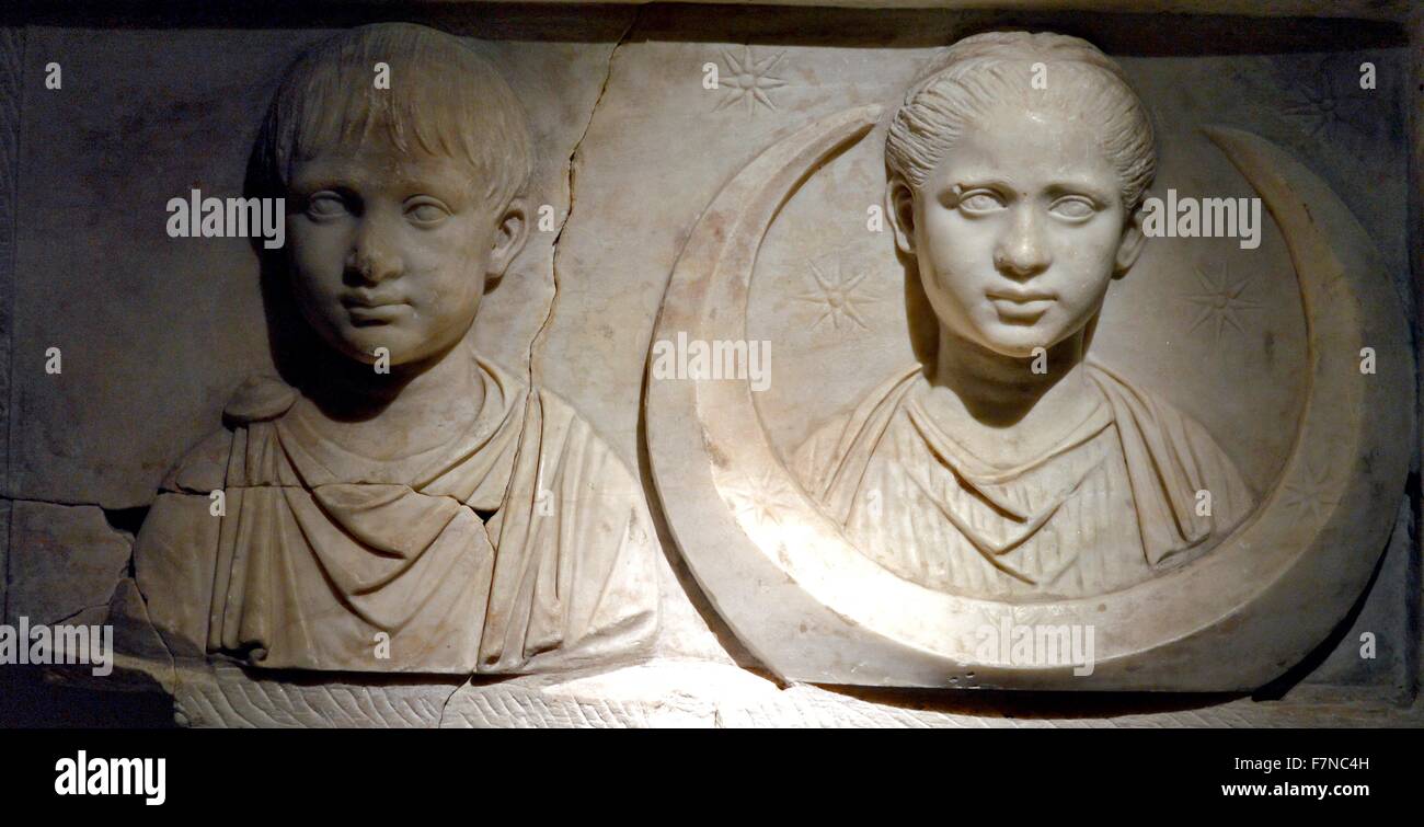 Roman grave hi-res stock photography and images - Alamy