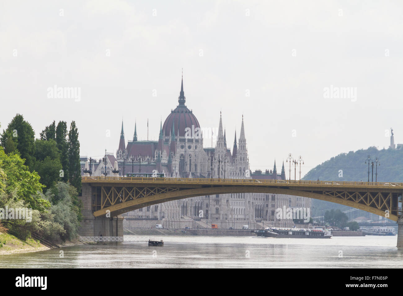 Scenic view of the recently renewed Margit bridge in Budapest Stock ...
