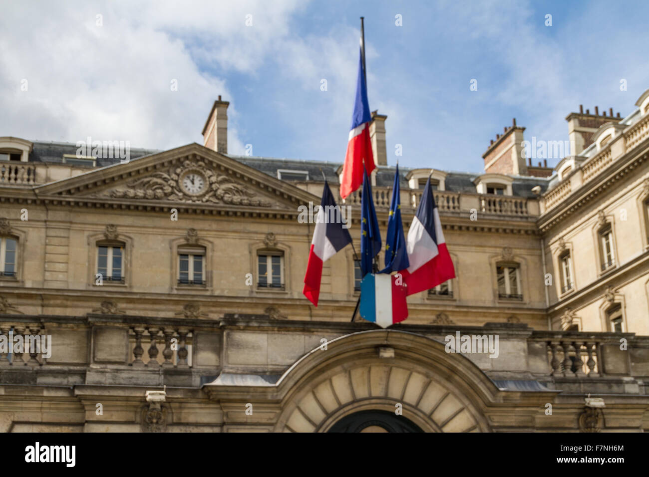 Historic building in Paris France Stock Photo - Alamy