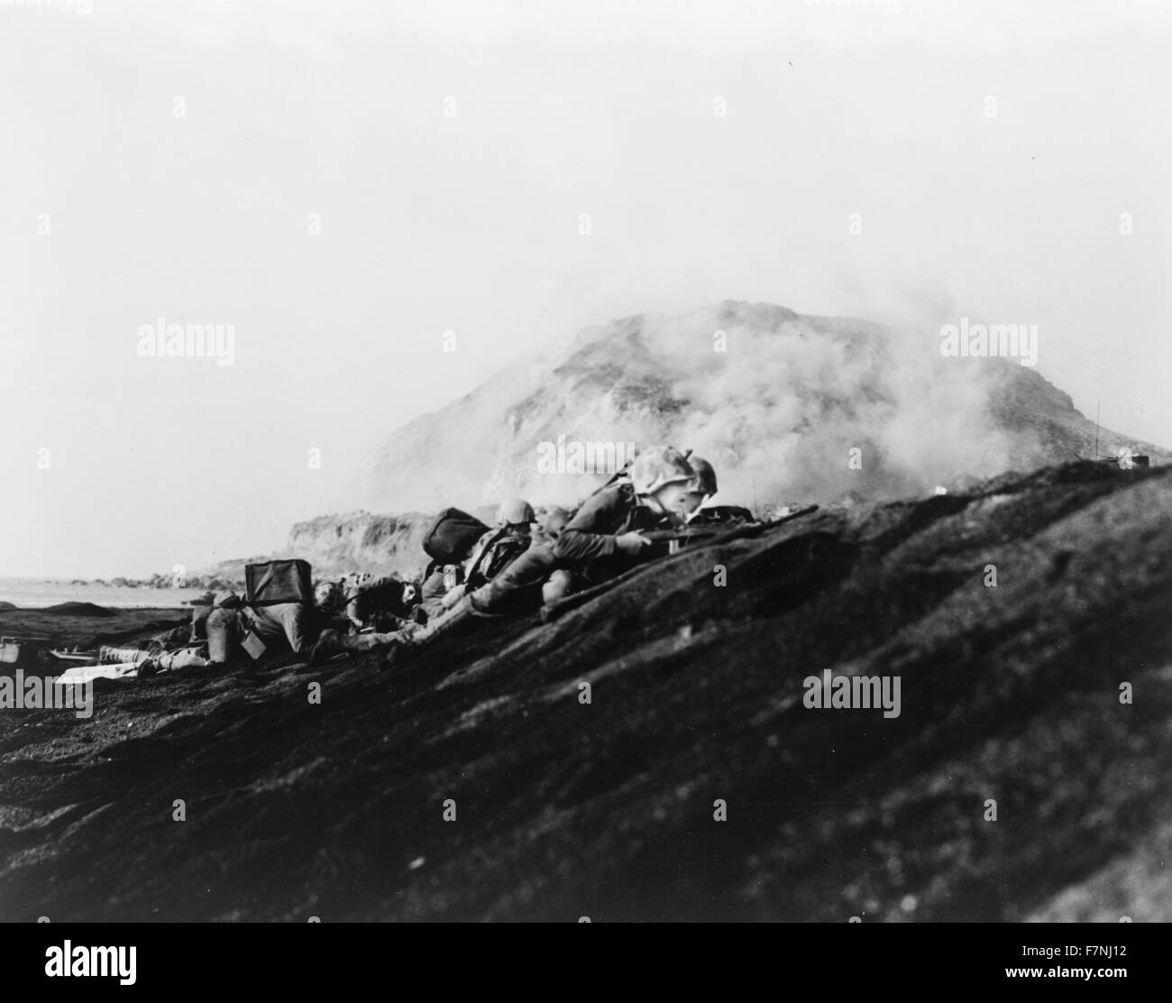 Iwo jima 1945 hi-res stock photography and images - Alamy