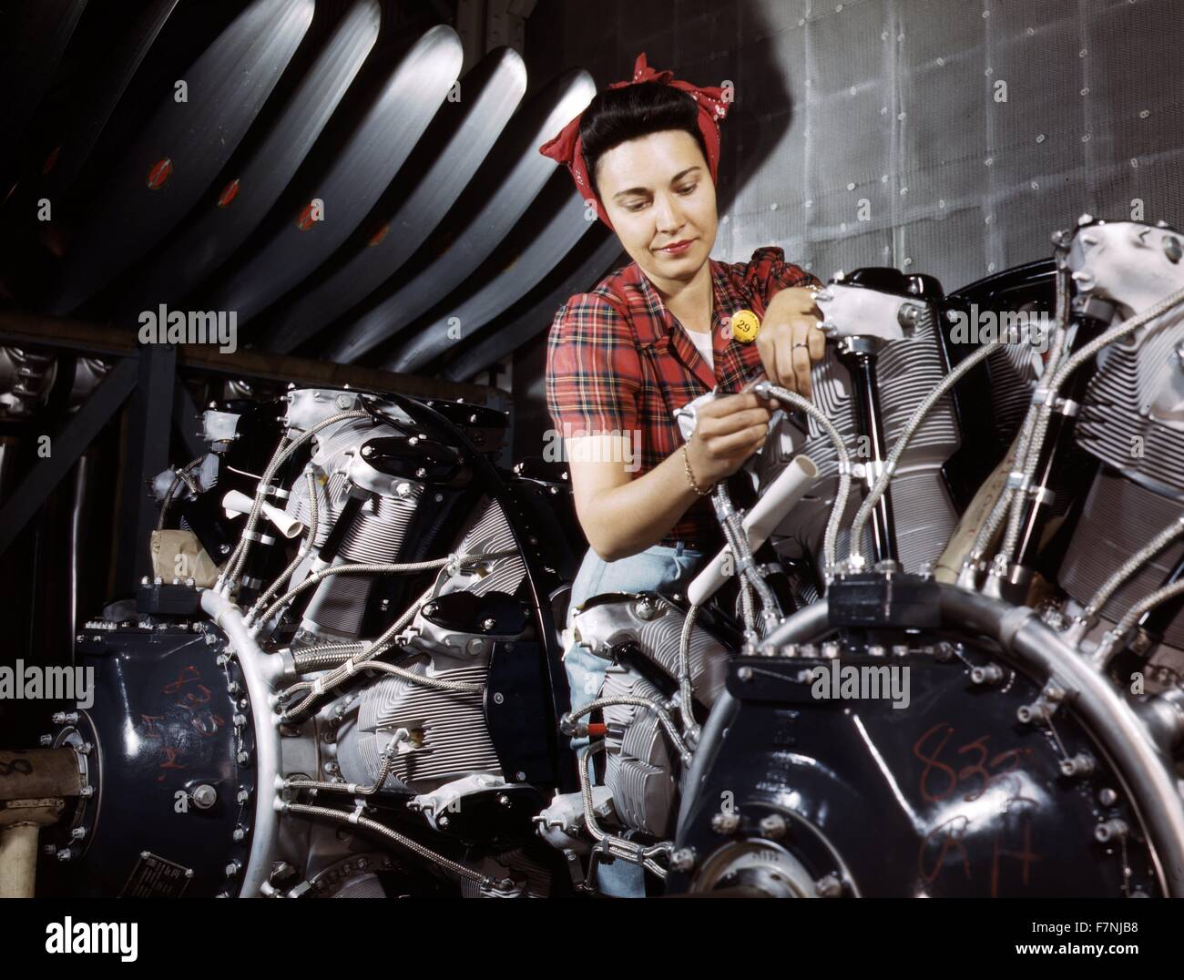 World War Two: Women are trained as engine mechanics in thorough ...