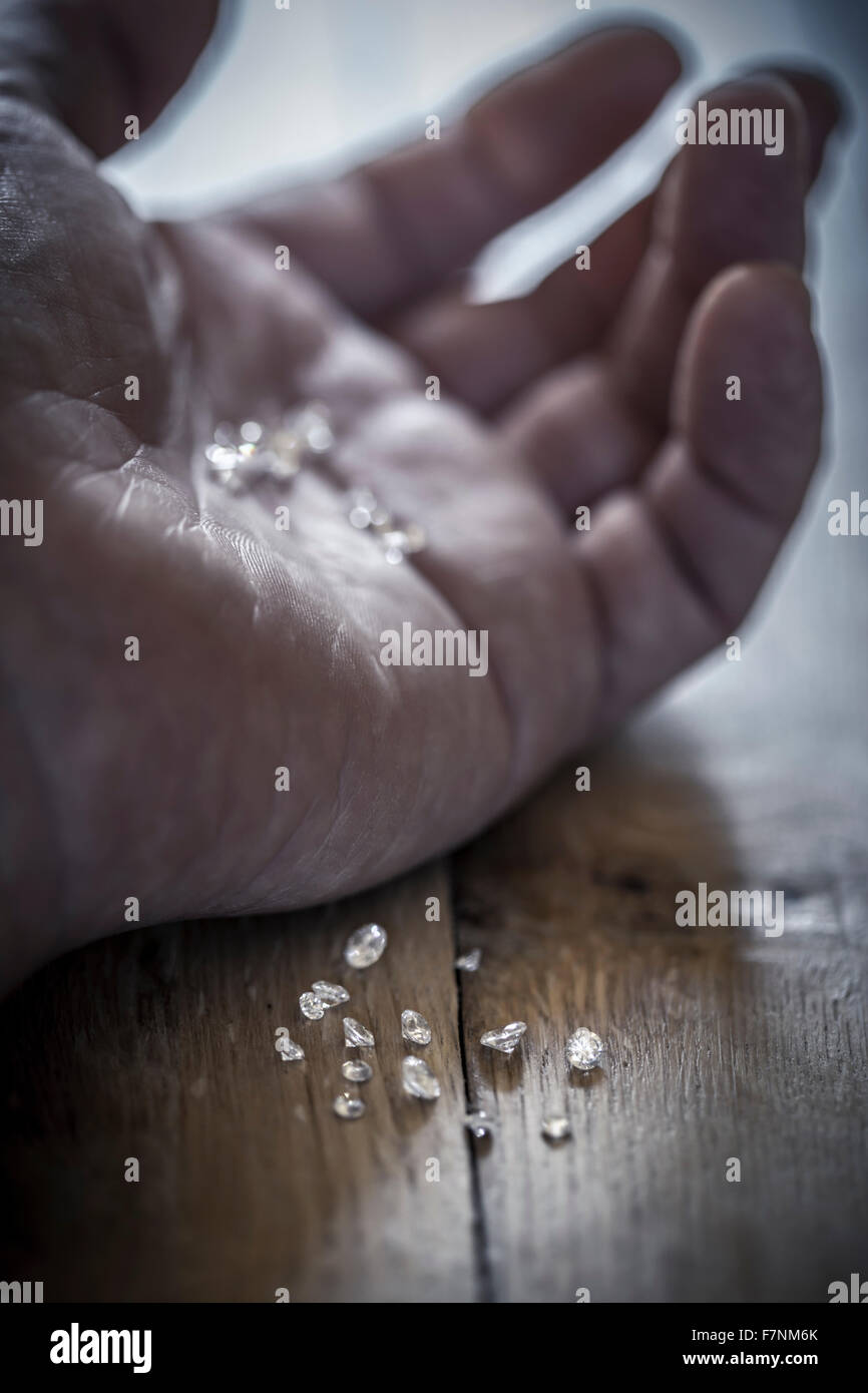 Unconscious victim hi-res stock photography and images - Alamy