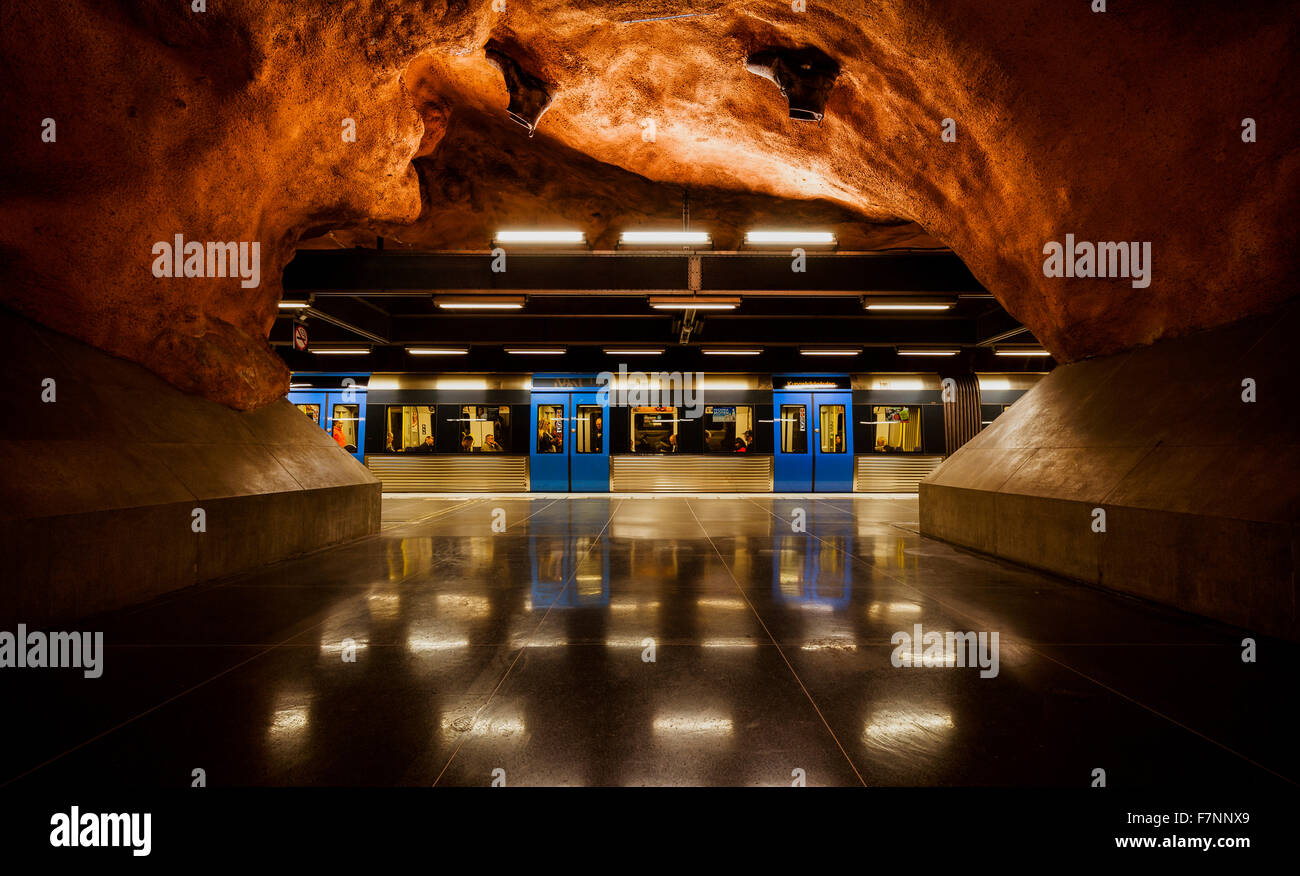 Sweden, Stockholm, underground station with train Stock Photo - Alamy