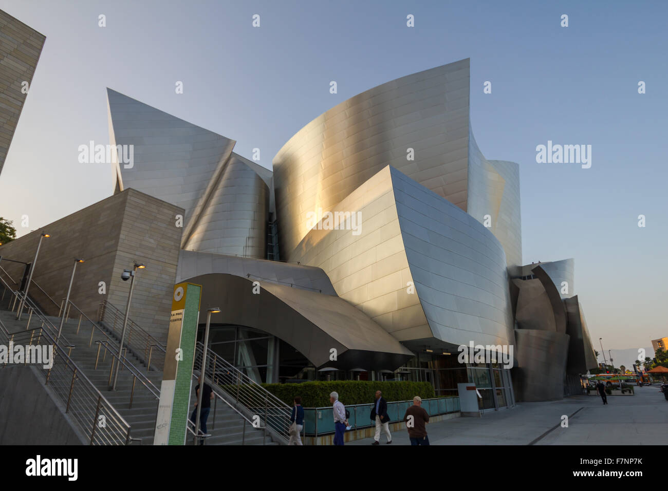 Los angeles music center hi-res stock photography and images - Alamy