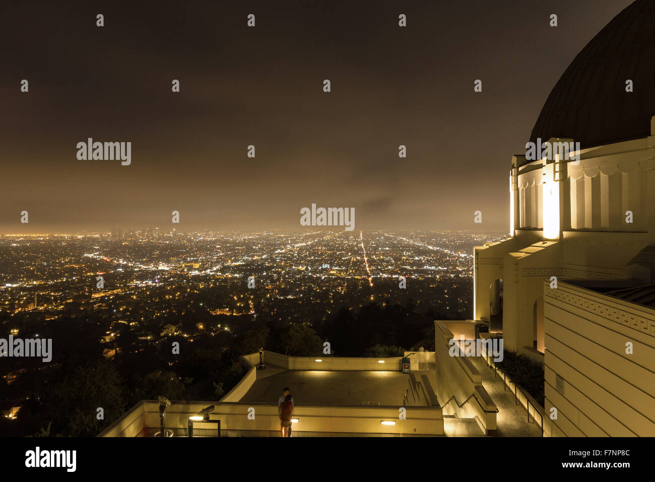Griffith Observatory in Los Angeles at night Stock Photo - Alamy