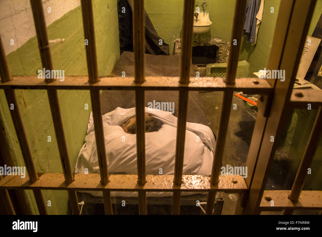 Prison cell on Alcatraz Island, San Francisco Stock Photo - Alamy
