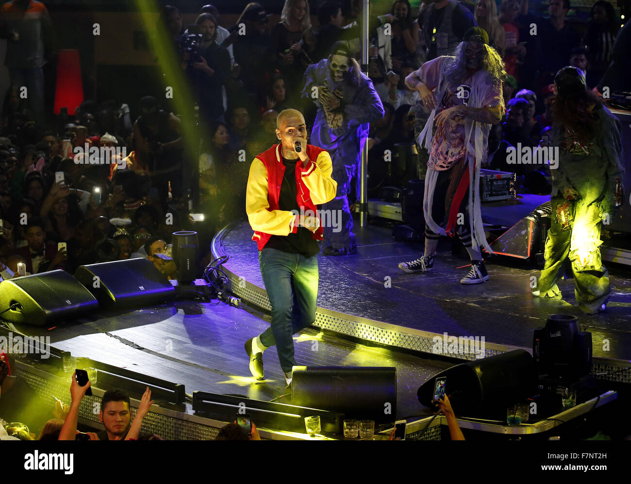 Dria's Live and Music Legend Quincy Jones presents 'Thriller' featuring ...