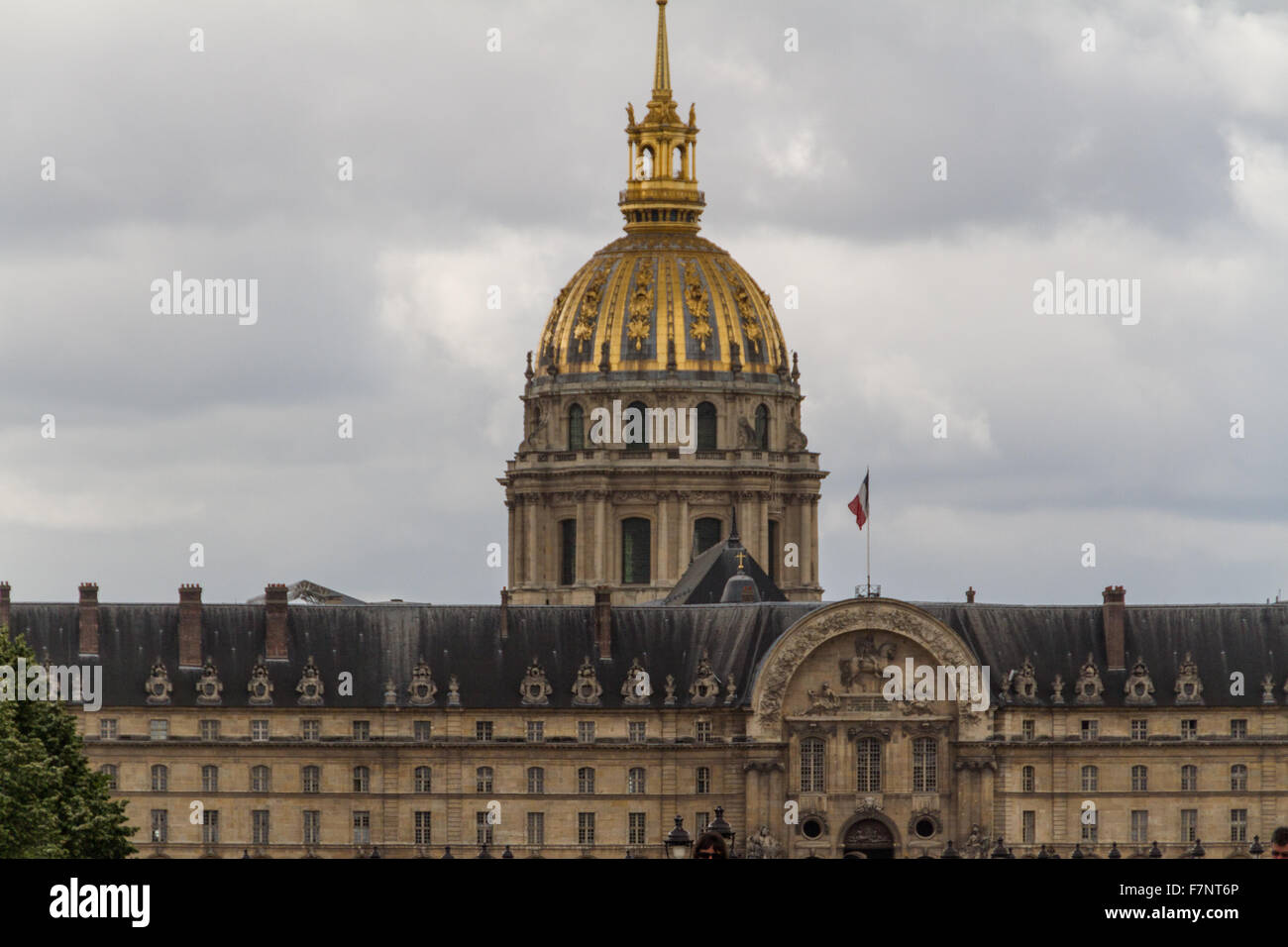Historic building in Paris France Stock Photo - Alamy