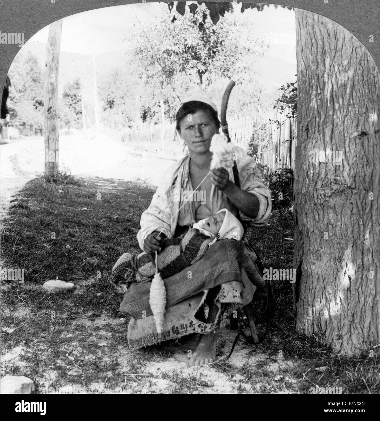 Gypsy mother and baby, near Orsova, Hungary 1920 Stock Photo - Alamy