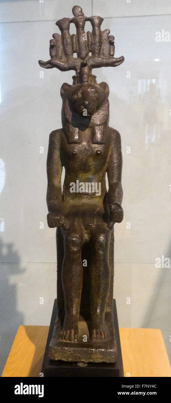 Egyptian Goddess Egyptian Deity High Resolution Stock Photography and ...