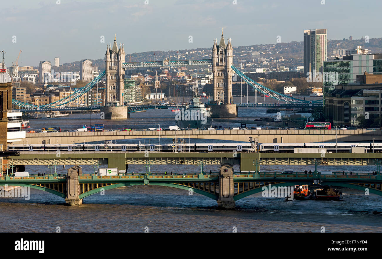 London bridge tower bridge hi-res stock photography and images - Alamy