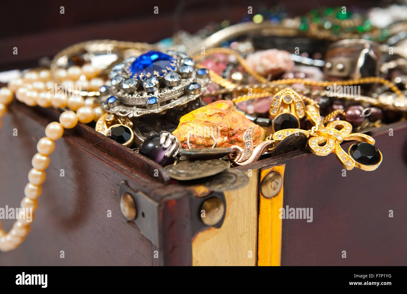 Closeup of woode Treasure chest with valuables and gem Stock Photo - Alamy