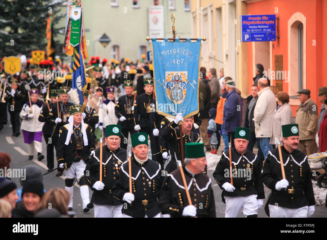 Europa, Deutschland, Sachsen, Erzgebirge, Thum, Bergparade | Europe ...