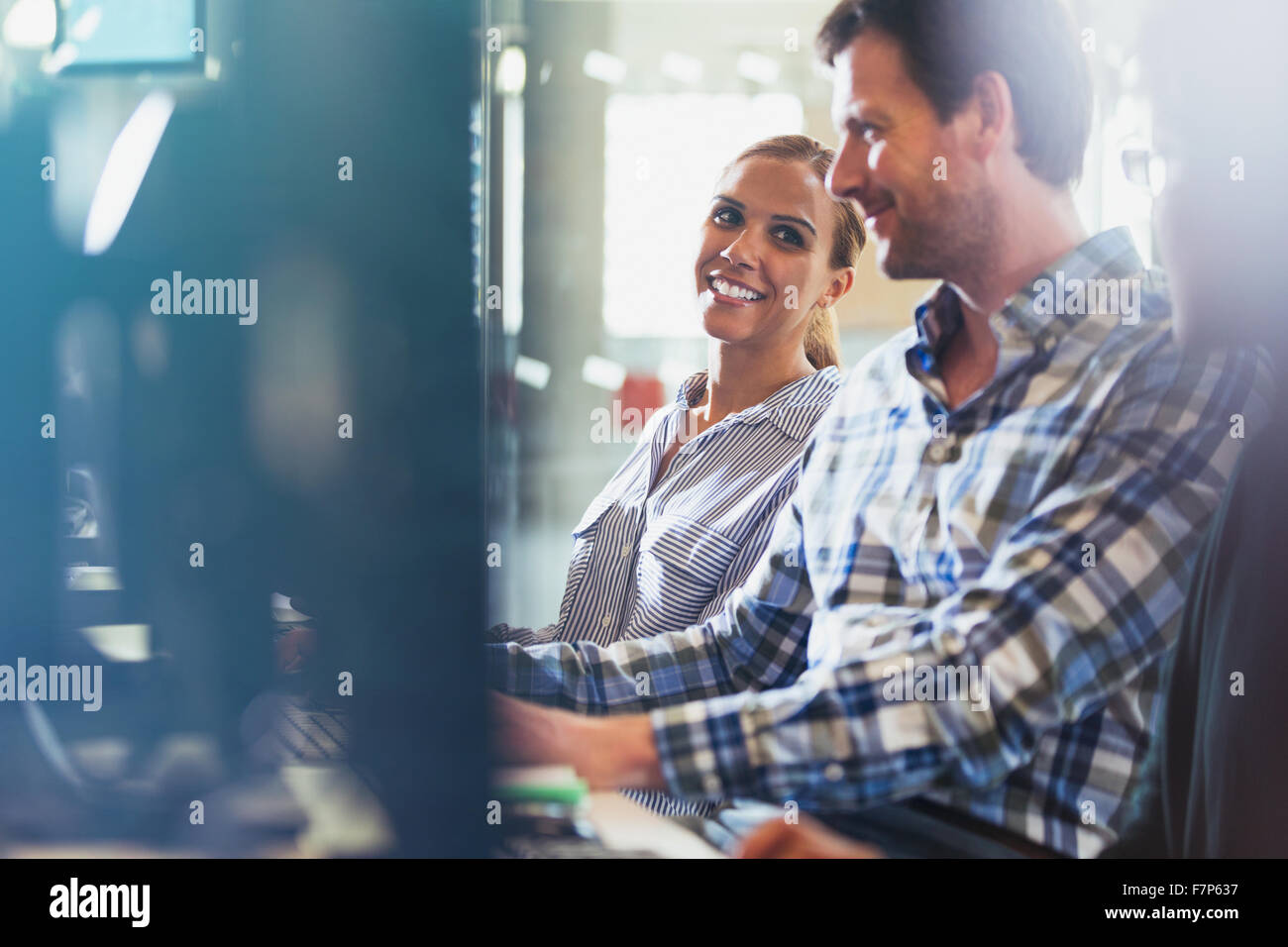 Classroom of computers hi-res stock photography and images - Alamy