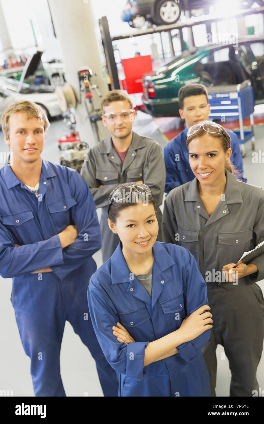 Smiling chinese woman auto repair hi-res stock photography and images ...