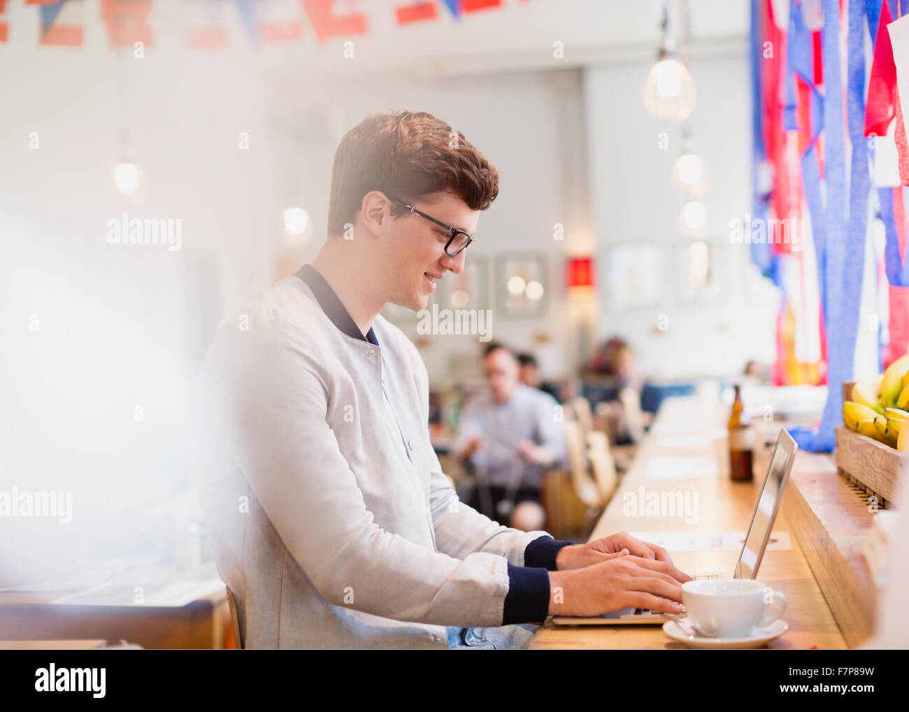 Man cafe laptop hi-res stock photography and images - Alamy