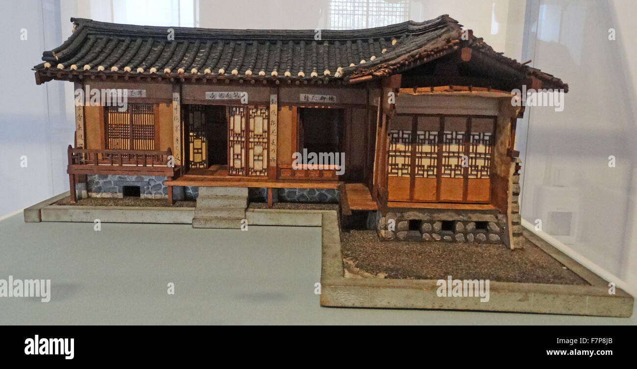 Paper in the sand hi-res stock photography and images - Alamy