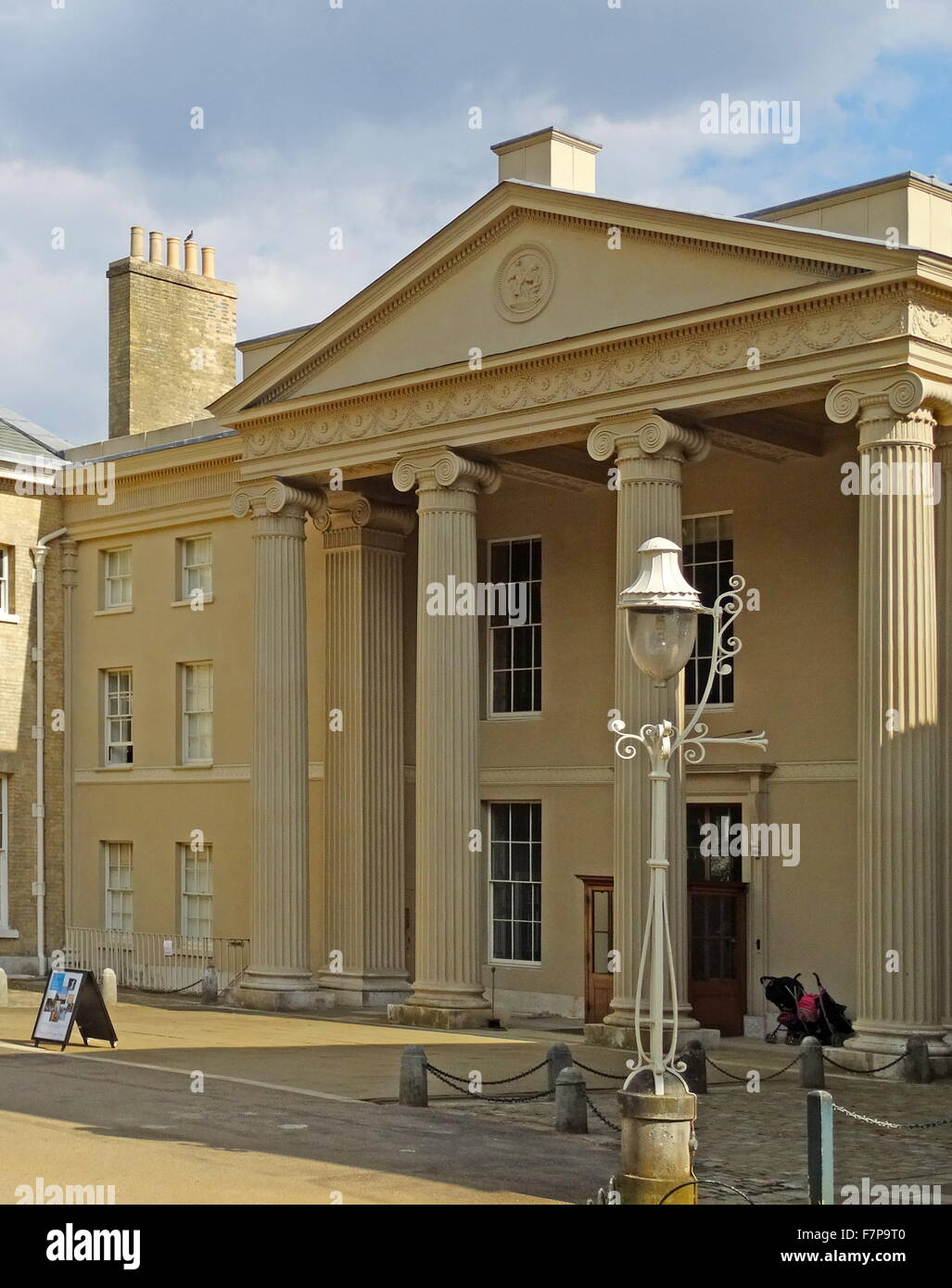 18th century london house hi-res stock photography and images - Alamy