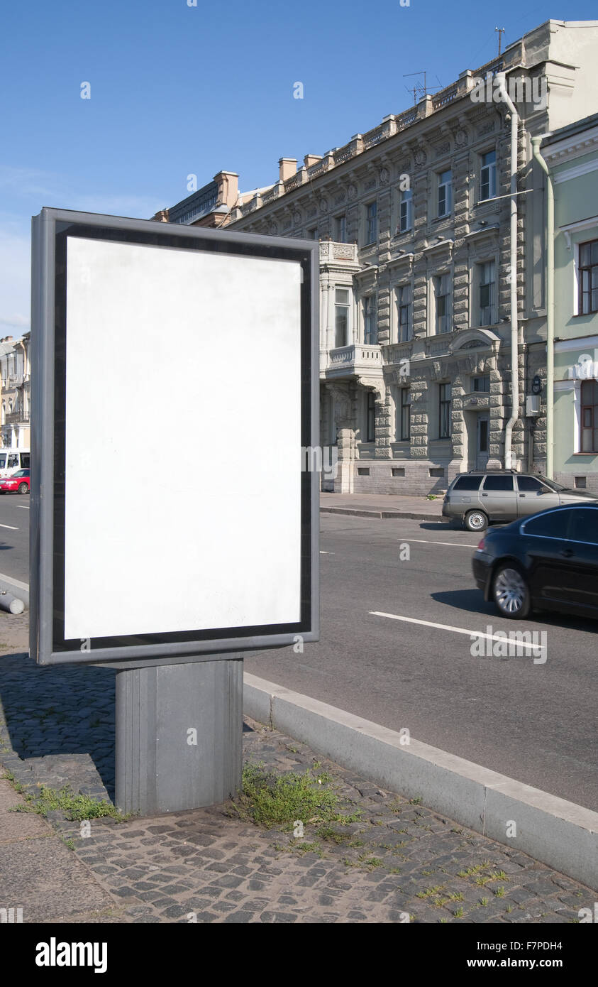Large outdoor advertising structure hi-res stock photography and images ...