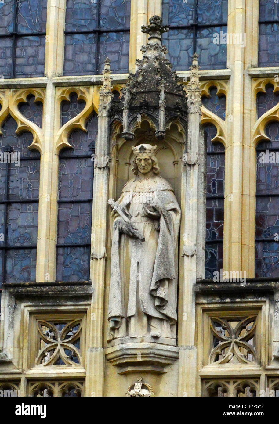 Perpendicular gothic hi-res stock photography and images - Alamy