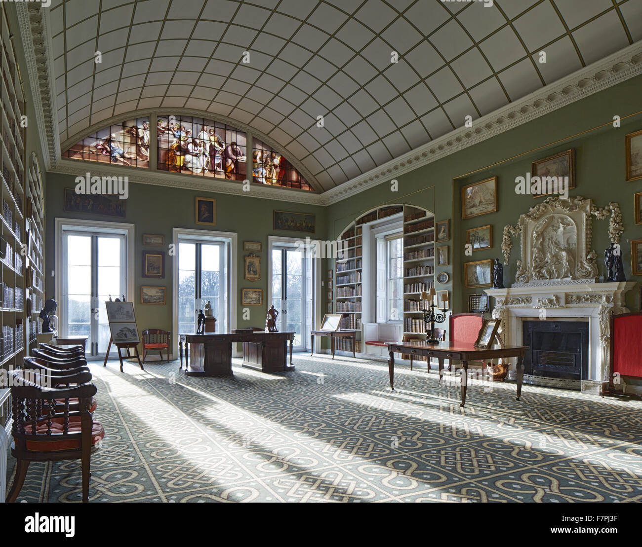 English country house library hi-res stock photography and images - Alamy