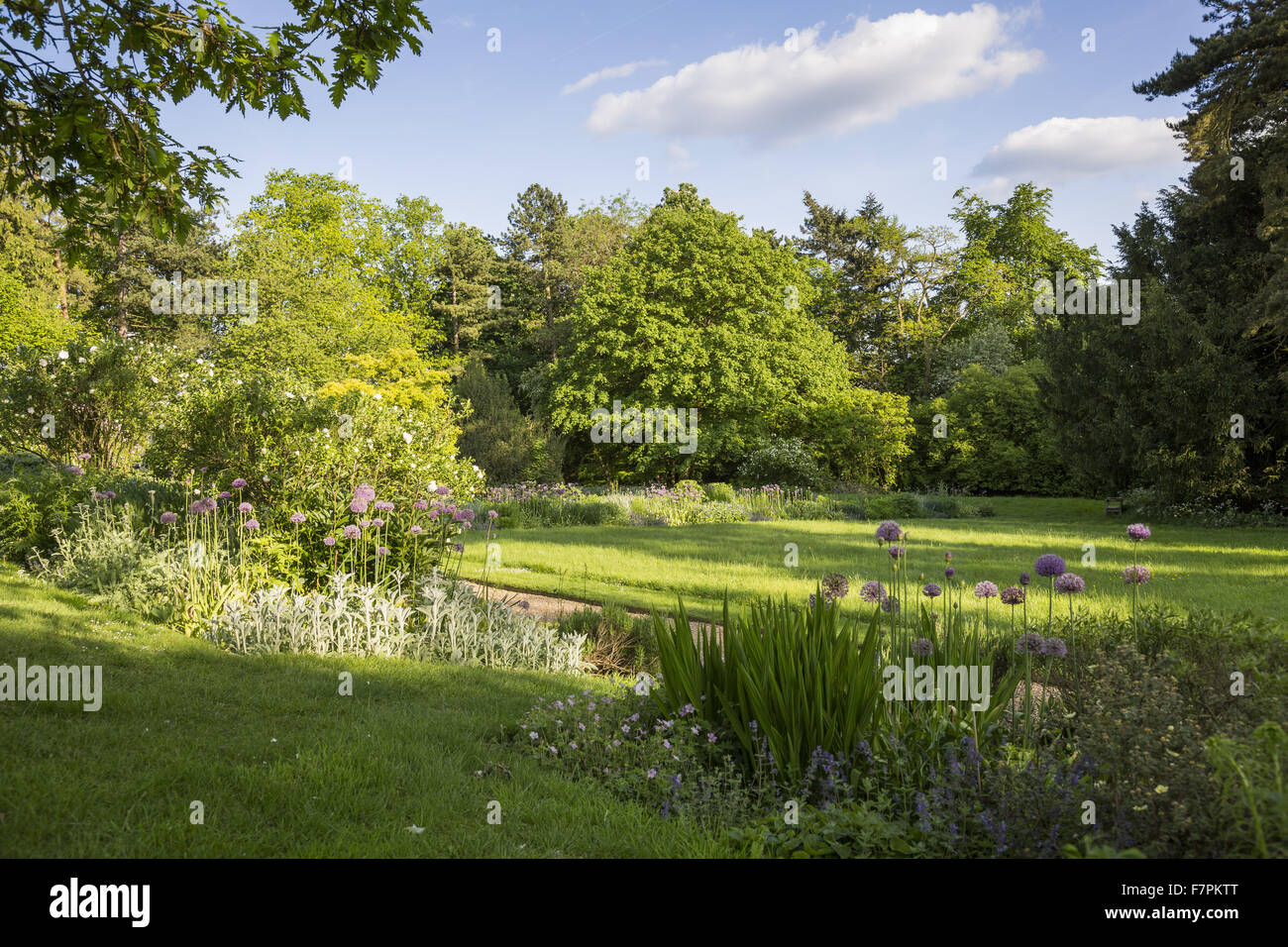 Shaw's corner hertfordshire hi-res stock photography and images - Alamy