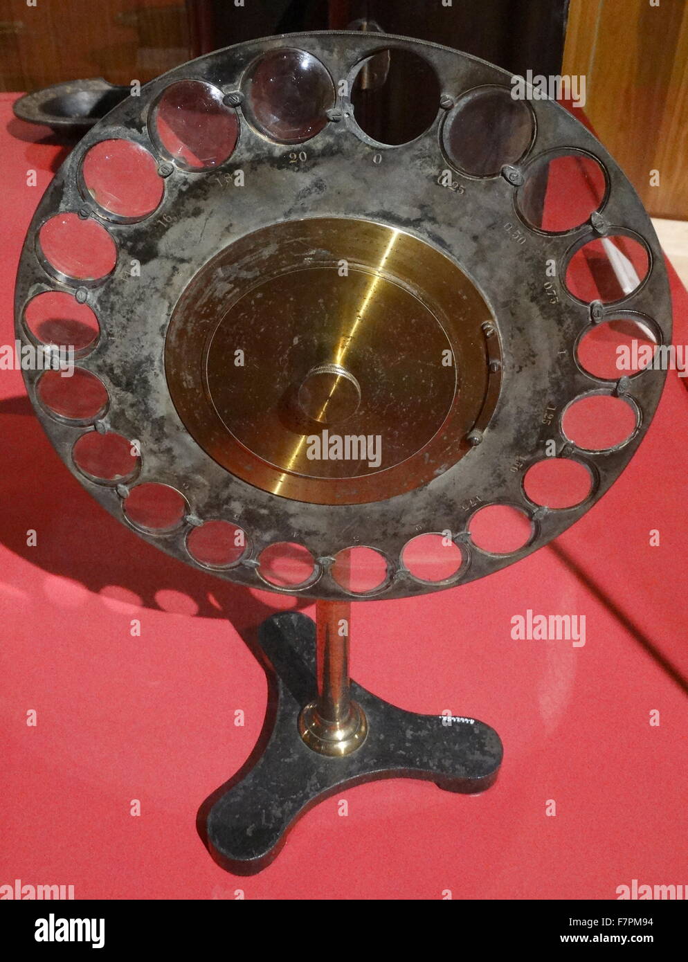 Optometer hi-res stock photography and images - Alamy