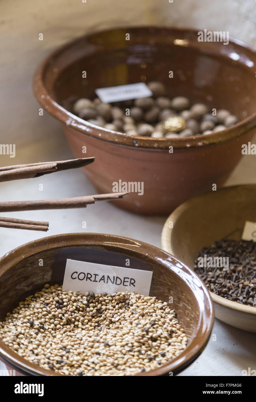 Tudor merchants house tenby hi-res stock photography and images - Alamy