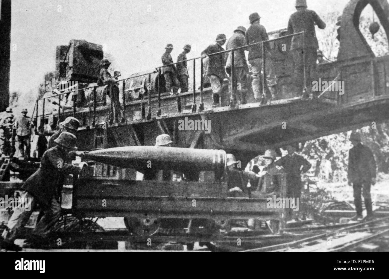 Soldiers loading a cannon onto a carriage Stock Photo - Alamy