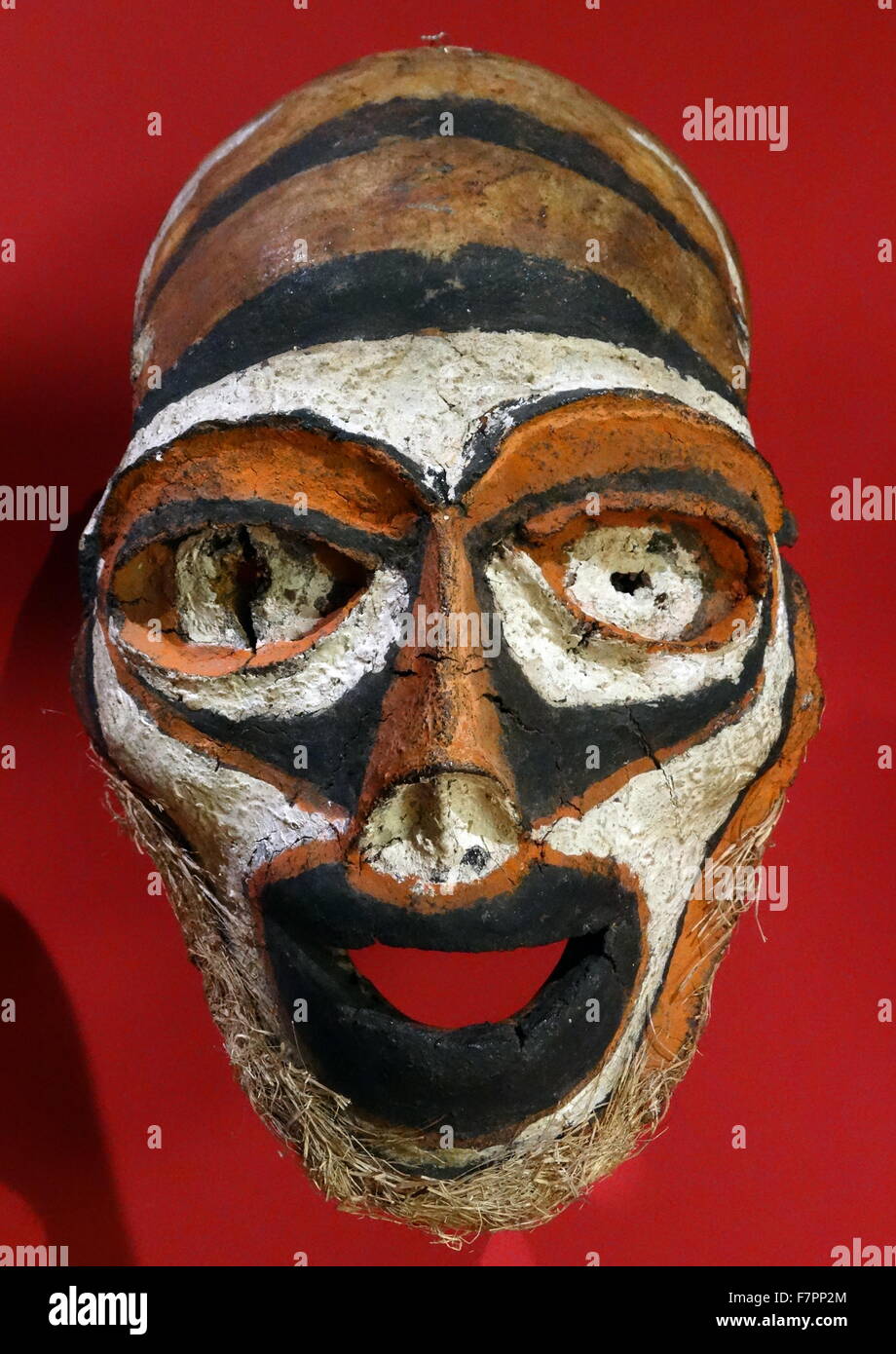Painted skull mask made from hi-res stock photography and images - Alamy
