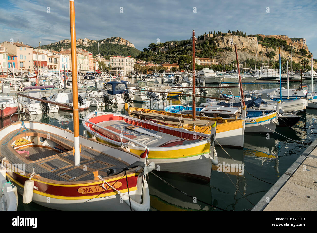 Cassis harbour Côte d Azur France Stock Photo - Alamy